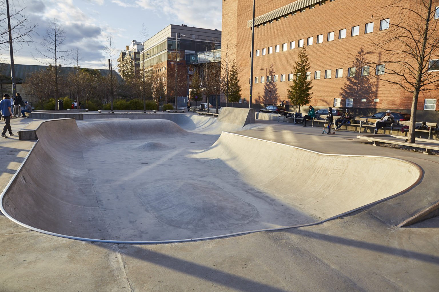 The 10 best and largest skateparks in Stockholm - Skatespot.nu